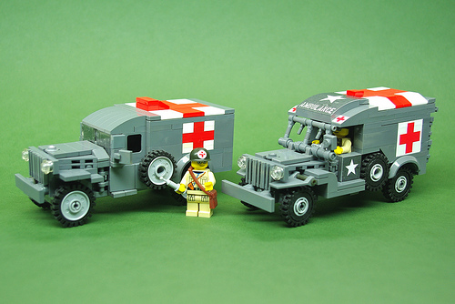 Three Brickmania Kits Reviewed on Brothers Brick! | Brickmania Blog