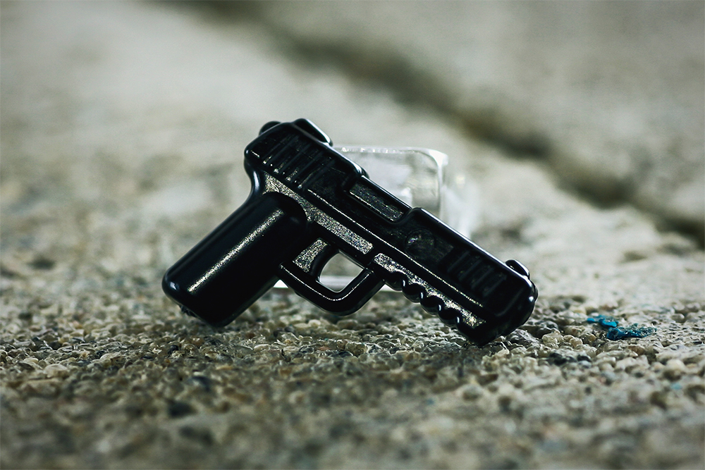 UCS Pistol Action 1000 | Brickmania Blog