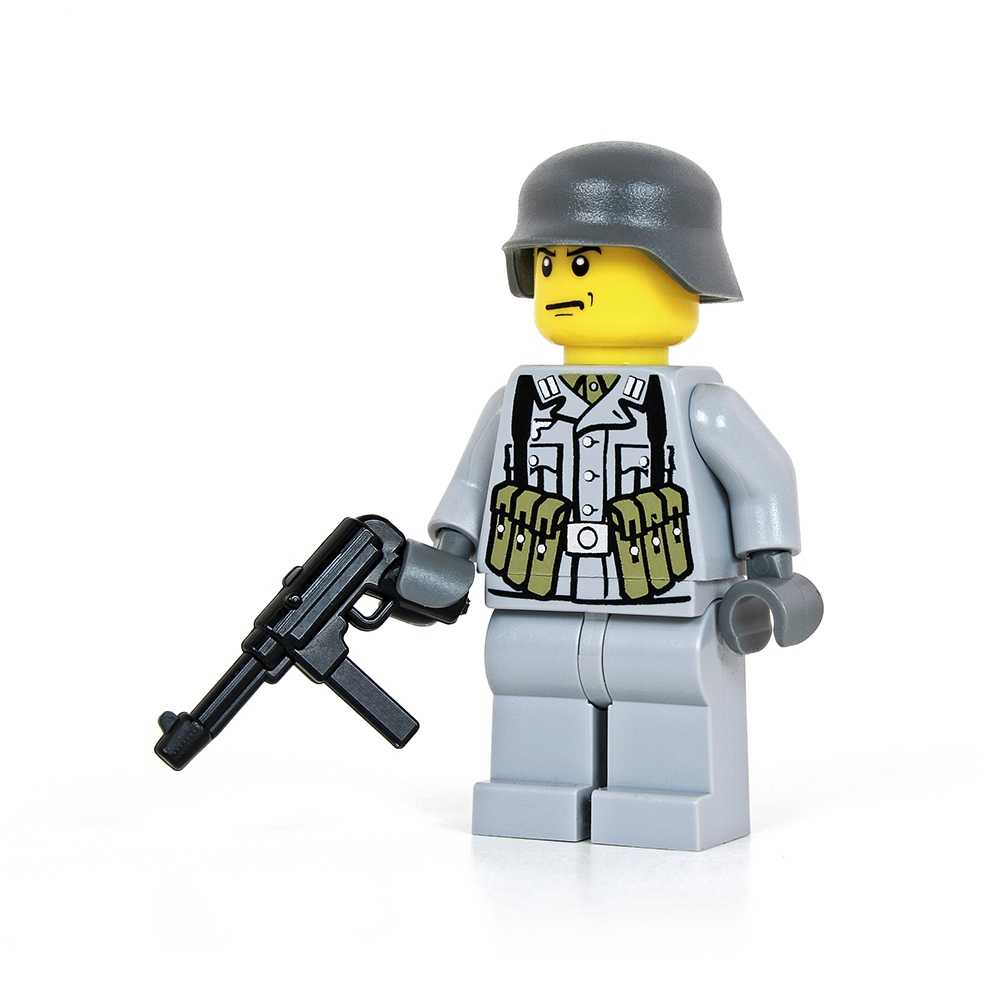 mp40_germanlightblay1_1000px | Brickmania Blog