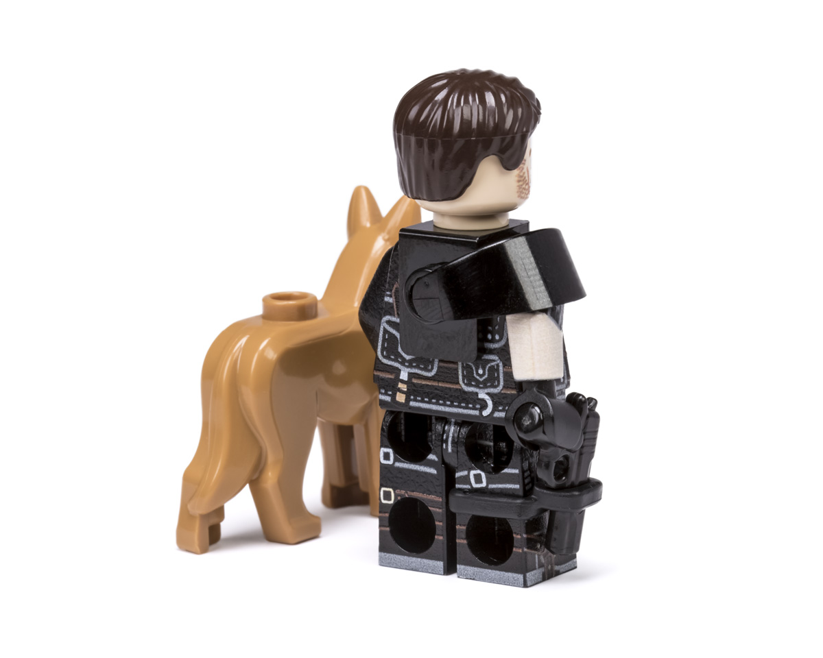 Minifigure Back | Brickmania Blog