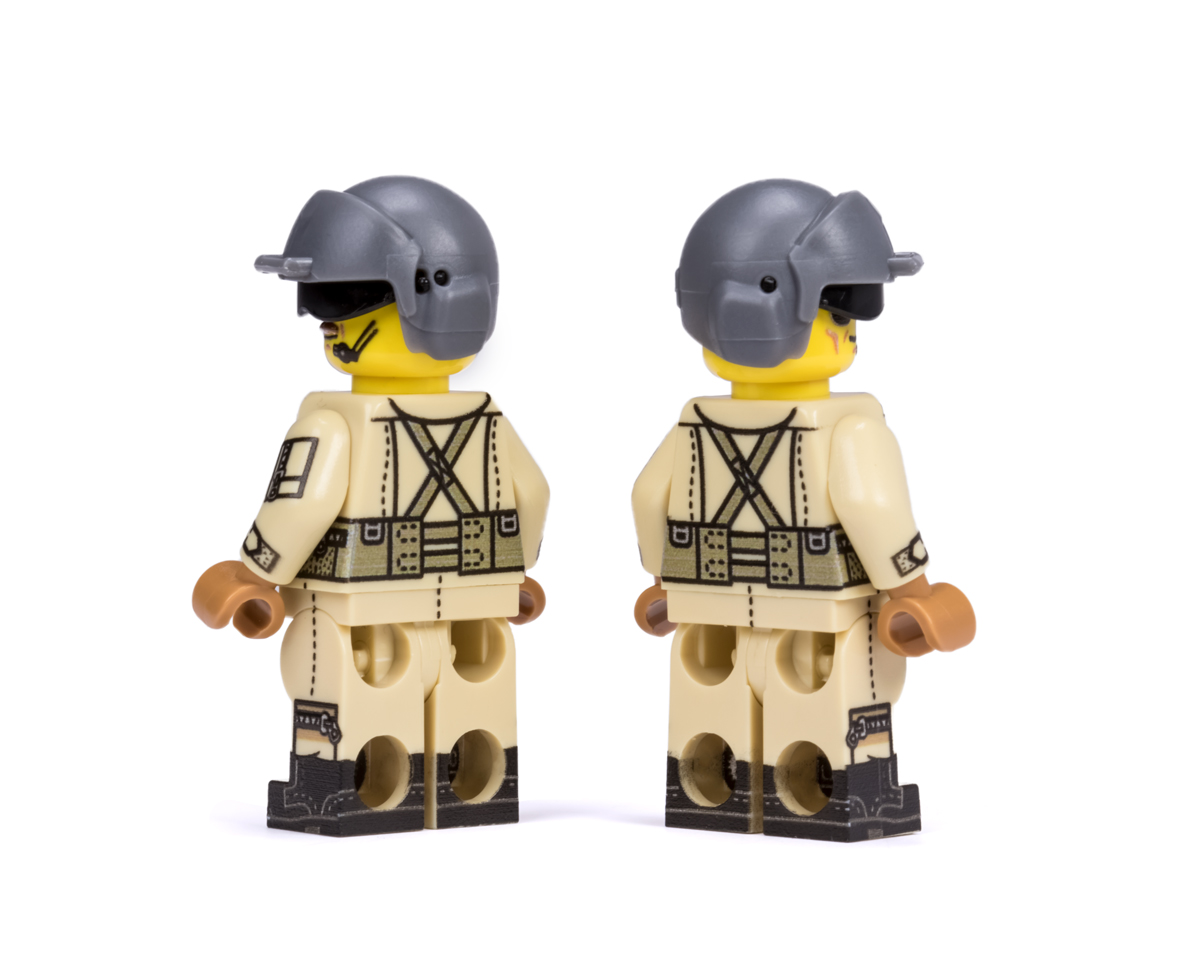 866-Minifig-Back-1200 | Brickmania Blog